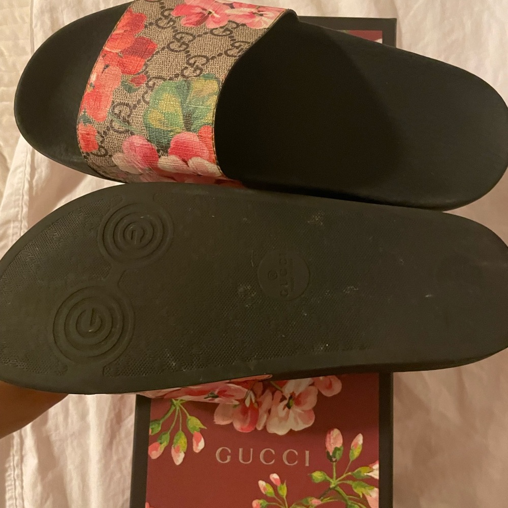 Gucci Women's Pursuit Pool Slide Sandals - Gem